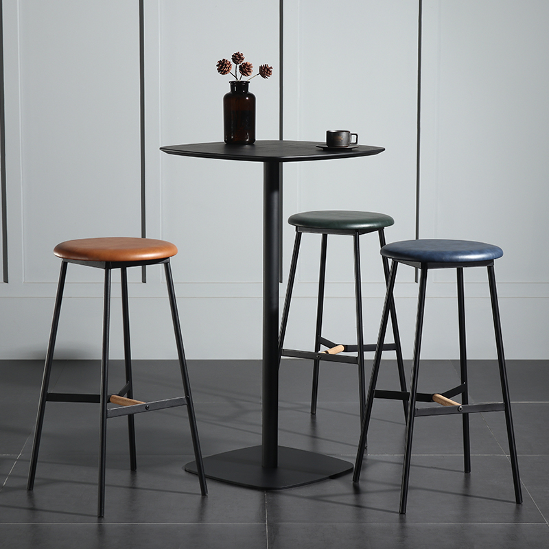 "Finding the Perfect Seating: A Supplier's Guide to Breakfast Stools ...